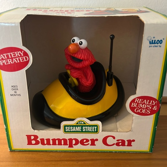 Sesame Street | Toys | Vintage Sesame Street Elmo 9s Bumper Car Toy ...